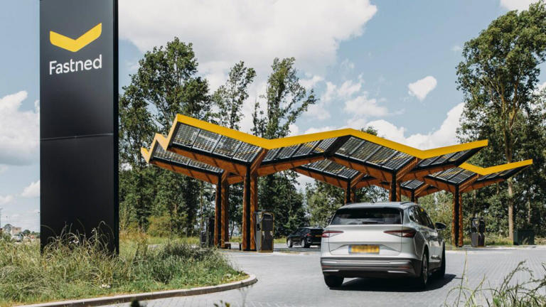 Un pays européen bat la Chine avec son réseau de recharge pour voitures ...