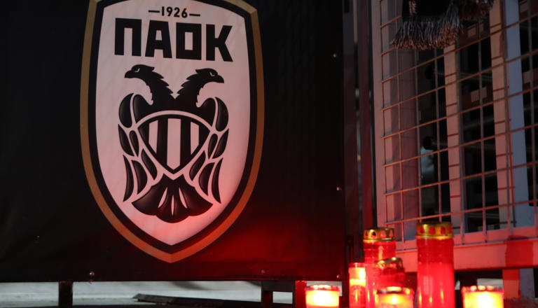 Δυστύχημα οπαδών του ΠΑΟΚ: Κασκόλ και φαναράκια στην Τούμπα (photos)