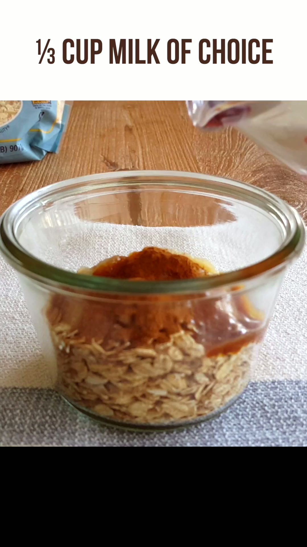 Apple caramel overnight oats