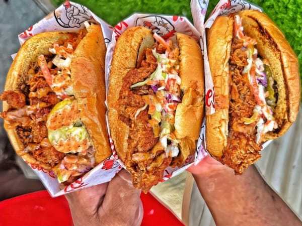 Popular hot chicken chain flocks to San Antonio's far west side