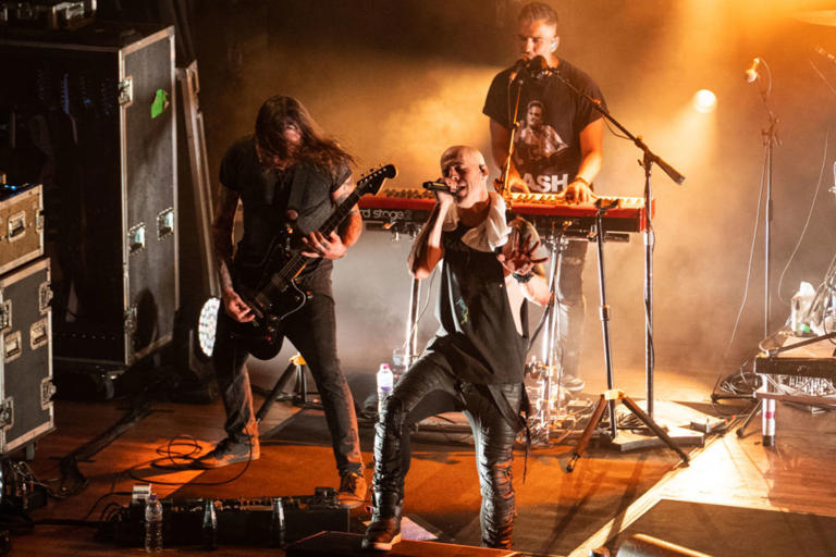 2000s rock band Daughtry to release new music video for 'Antidote' this ...