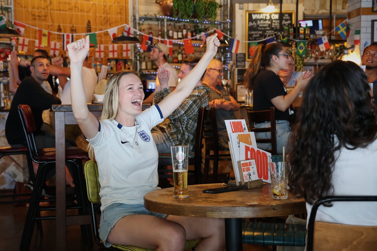 Pubs can stay open into early hours to show World Cup games