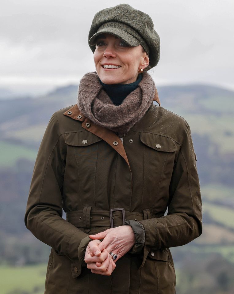 Kate Middleton pulls off a surprise hair change mid-outing