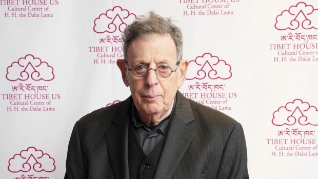 Composer Philip Glass pulls 'Lincoln' symphony premiere from Kennedy Center