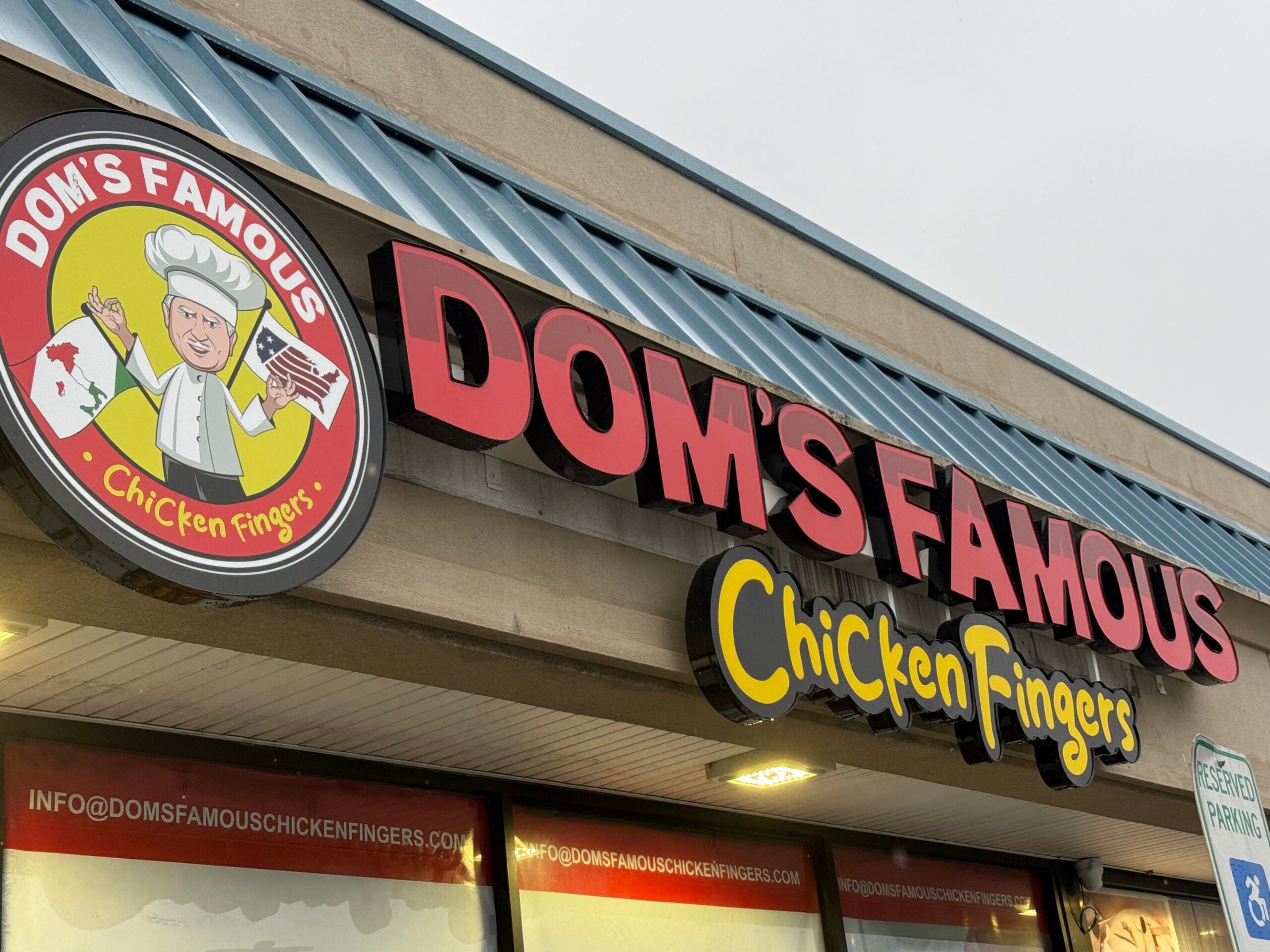 Dom’s famous chicken fingers eyes April opening in Plainview