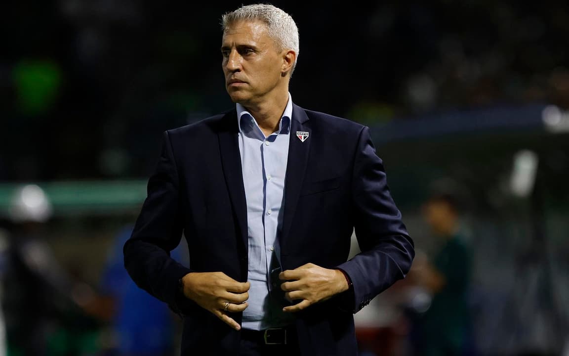 Crespo balança no cargo? Entenda o cenário do técnico no São Paulo