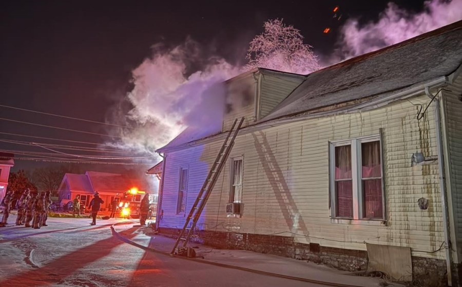 Adult, pet escape Nicholasville house fire as crews work through frigid ...