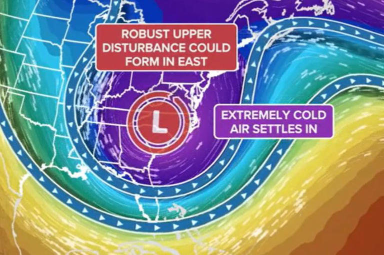 New York warned of 'even bigger' snow storm onslaught within hours