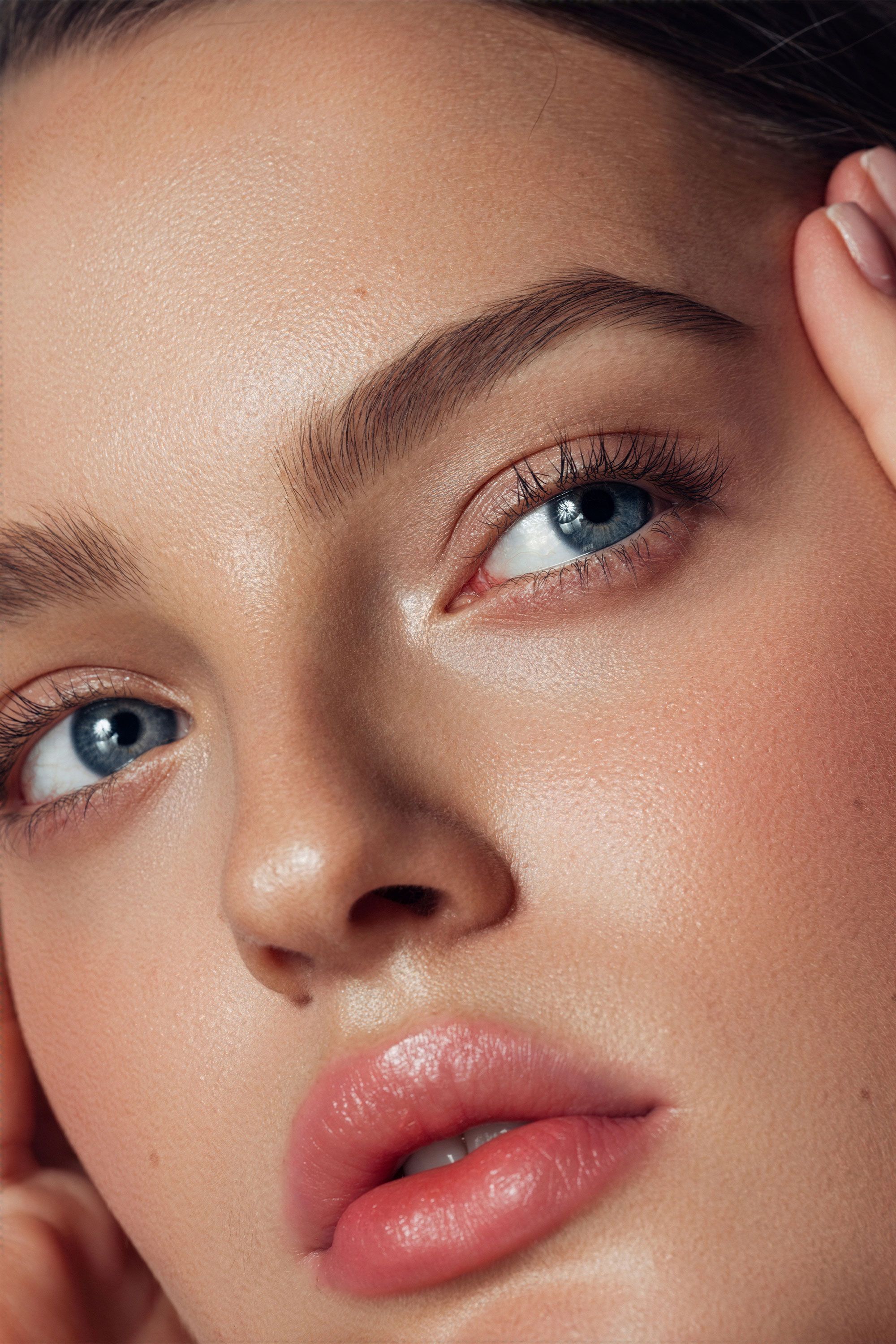 ¿Cómo hacer que tus cejas se vean más pobladas? Estos son los mejores ...