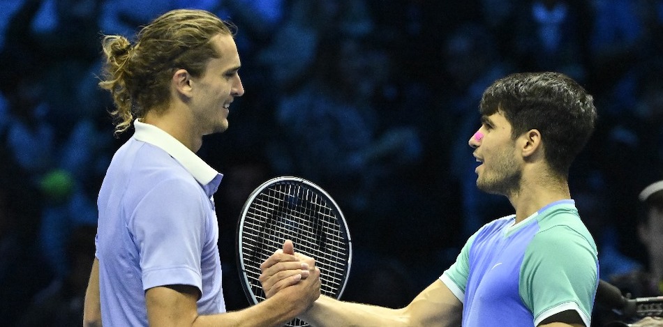 Alcaraz prévient Zverev avec leur demi‐finale : « S’il veut me battre ...