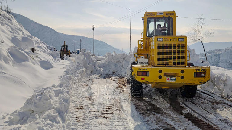 J-K: Road closure, flight disruption blot snowbound valley landscape ...