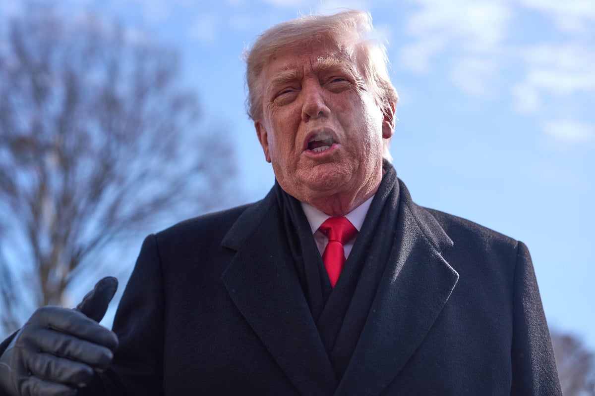 Trump says protesters can’t bring guns to demonstrations: live