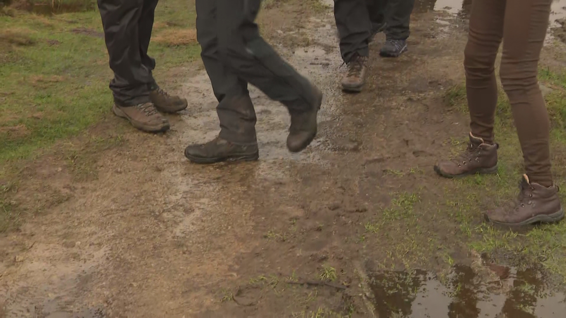 Princess Kate tries wellbeing walk in Peak District
