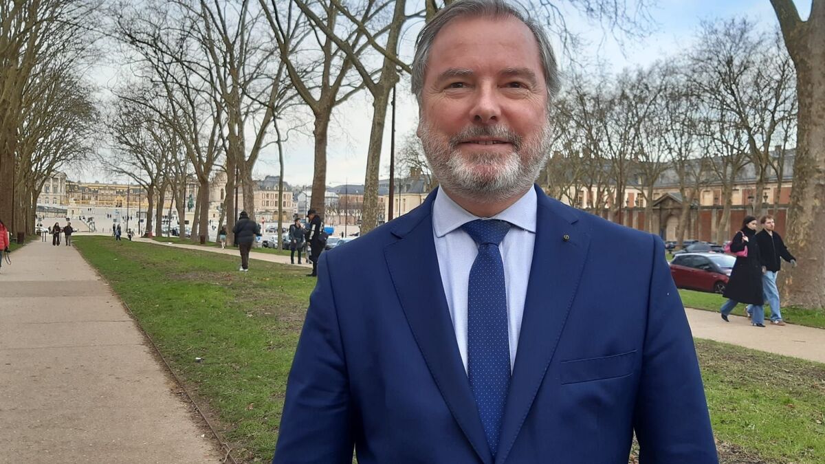 Municipales 2026 à Versailles : le candidat de Ciotti et du RN répond à ...
