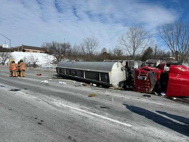 Beltway's inner loop closed amid tanker rollover crash, fuel spill
