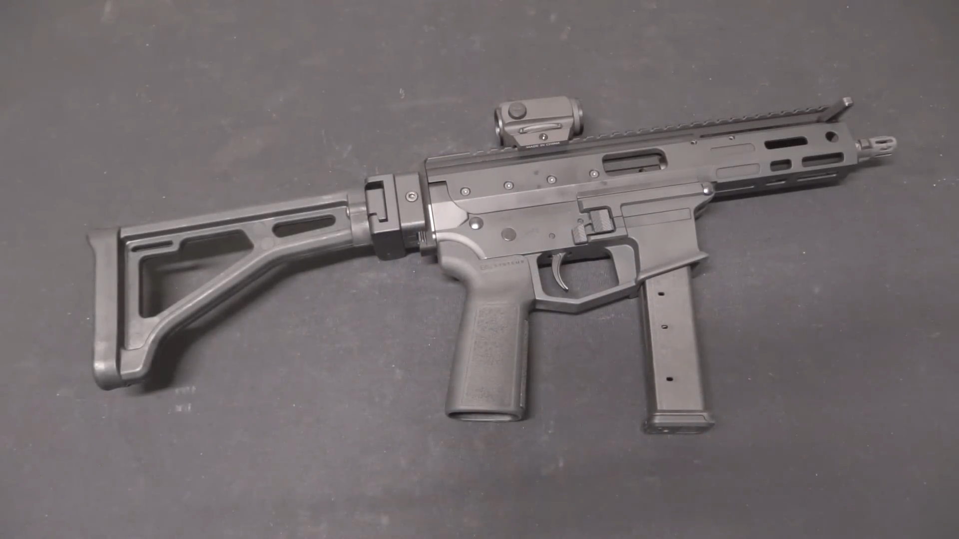 When a classic subgun meets the modern AR platform
