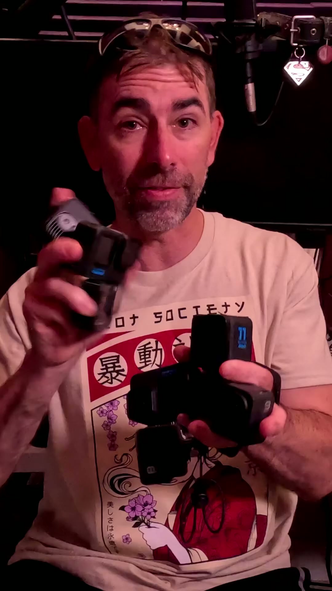 I can't read... but I can point! #shorts