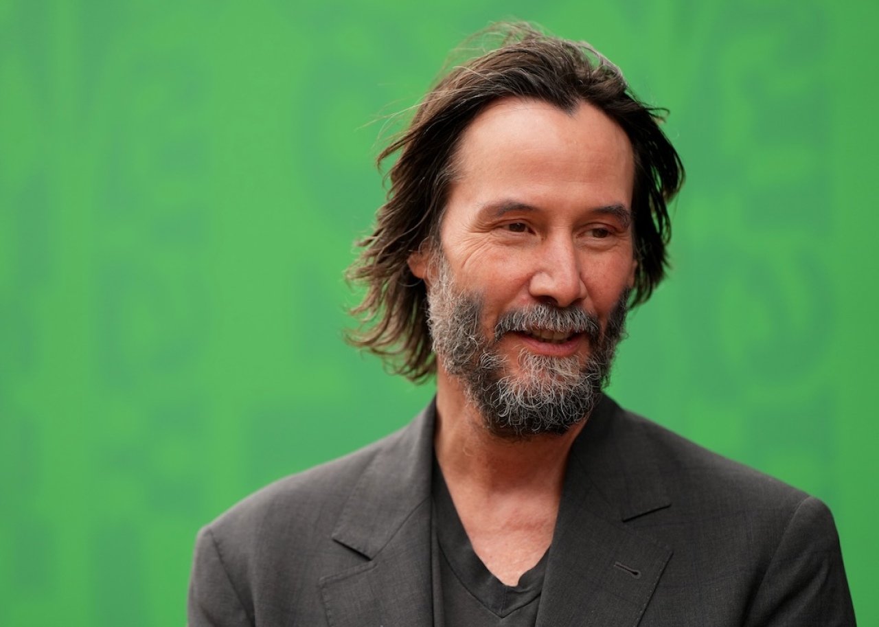 Photos of 15 iconic actors before they were famous vs. now