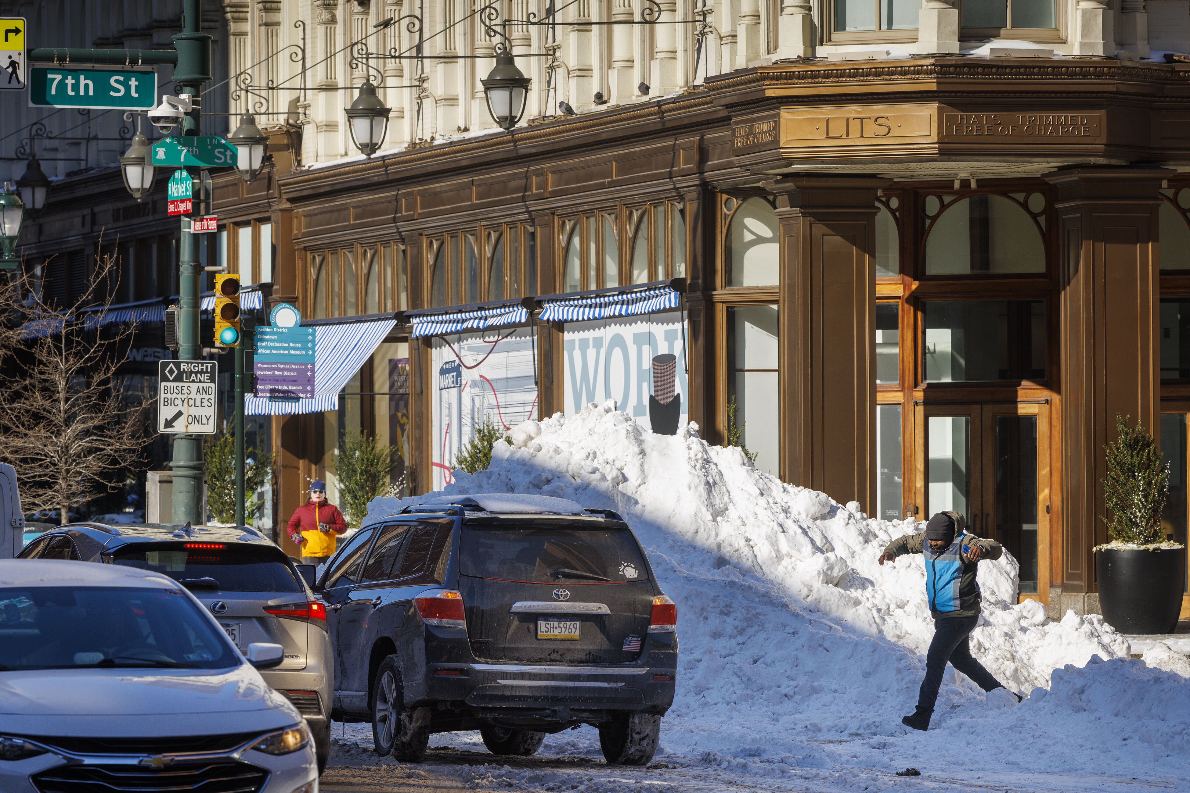 Streets will be closed around City Hall for snow removal operation