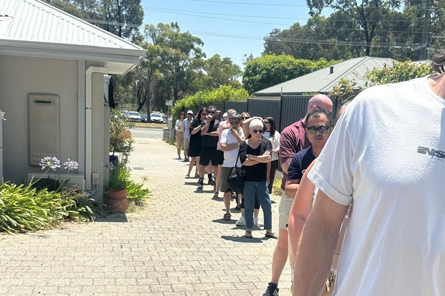 Backlash after real estate agent's photo exposes 'extremely difficult ...