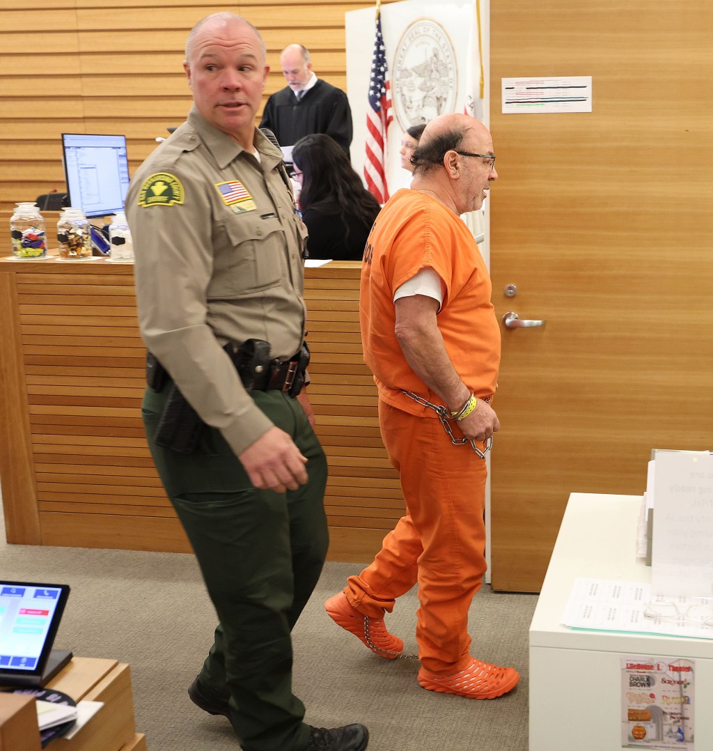 Wealthy SoCal tech CEO murdered wife for 'financial gain,' as it's ...