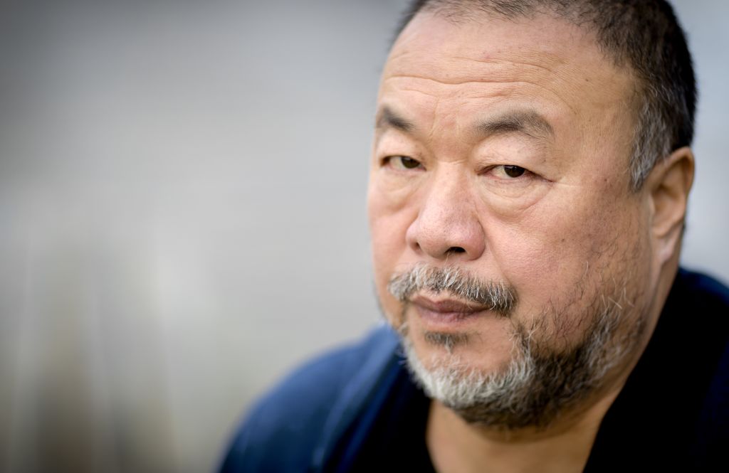 Ai Weiwei returns to China for the first time since 2015