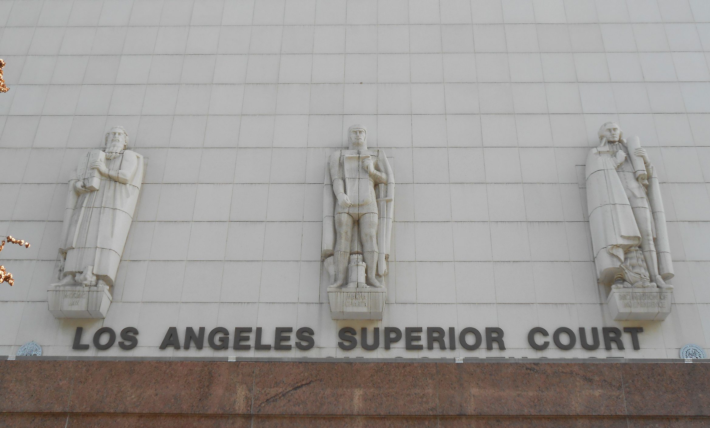 Man accused of threatening LA County Superior Court judge faces felony ...