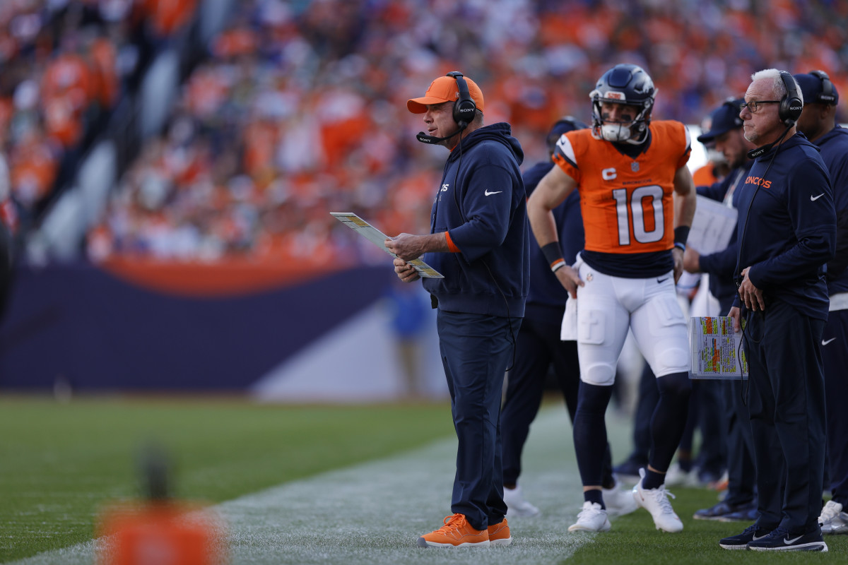 Broncos fire offensive coordinator after AFC Championship Game loss