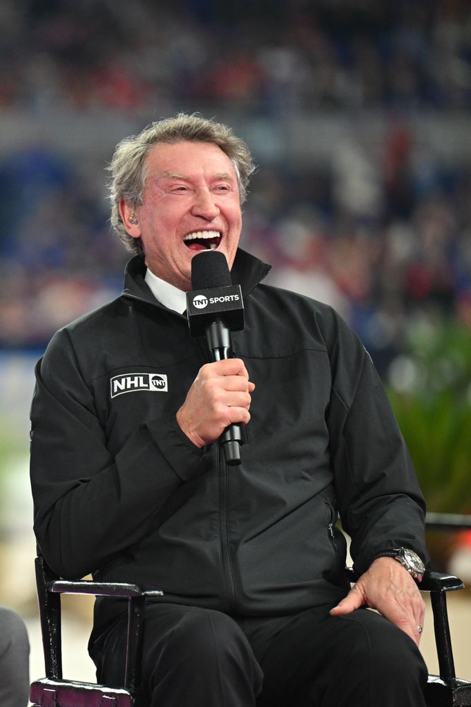 NHL icon Wayne Gretzky's massive net worth and wealth