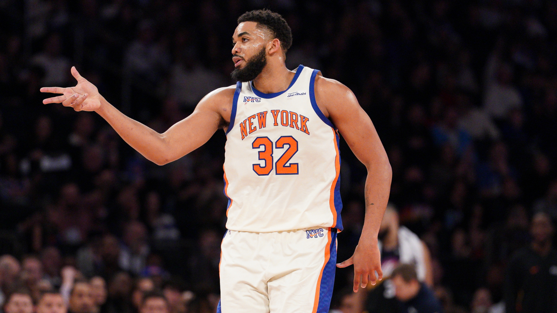 Karl-Anthony Towns trade rumors: Why Knicks could make a move, plus ...