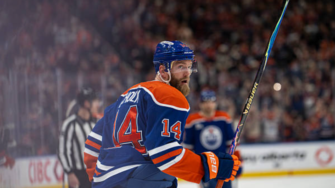 Edmonton Oilers vs. Chicago Blackhawks valuation comparison: Market ...