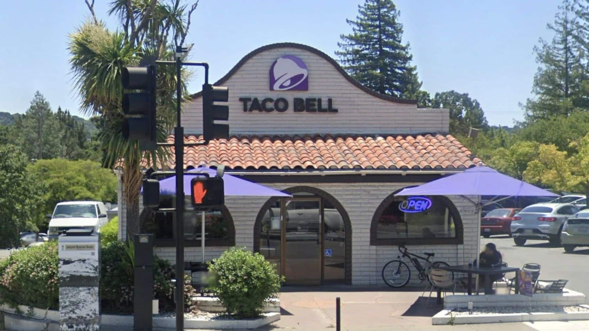 A one-of-a-kind Taco Bell shuts down after 60 years while the brand ...