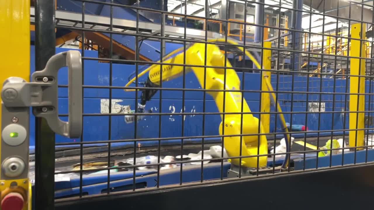 How AI helps Republic Services keep workers safe, recycle efficiently