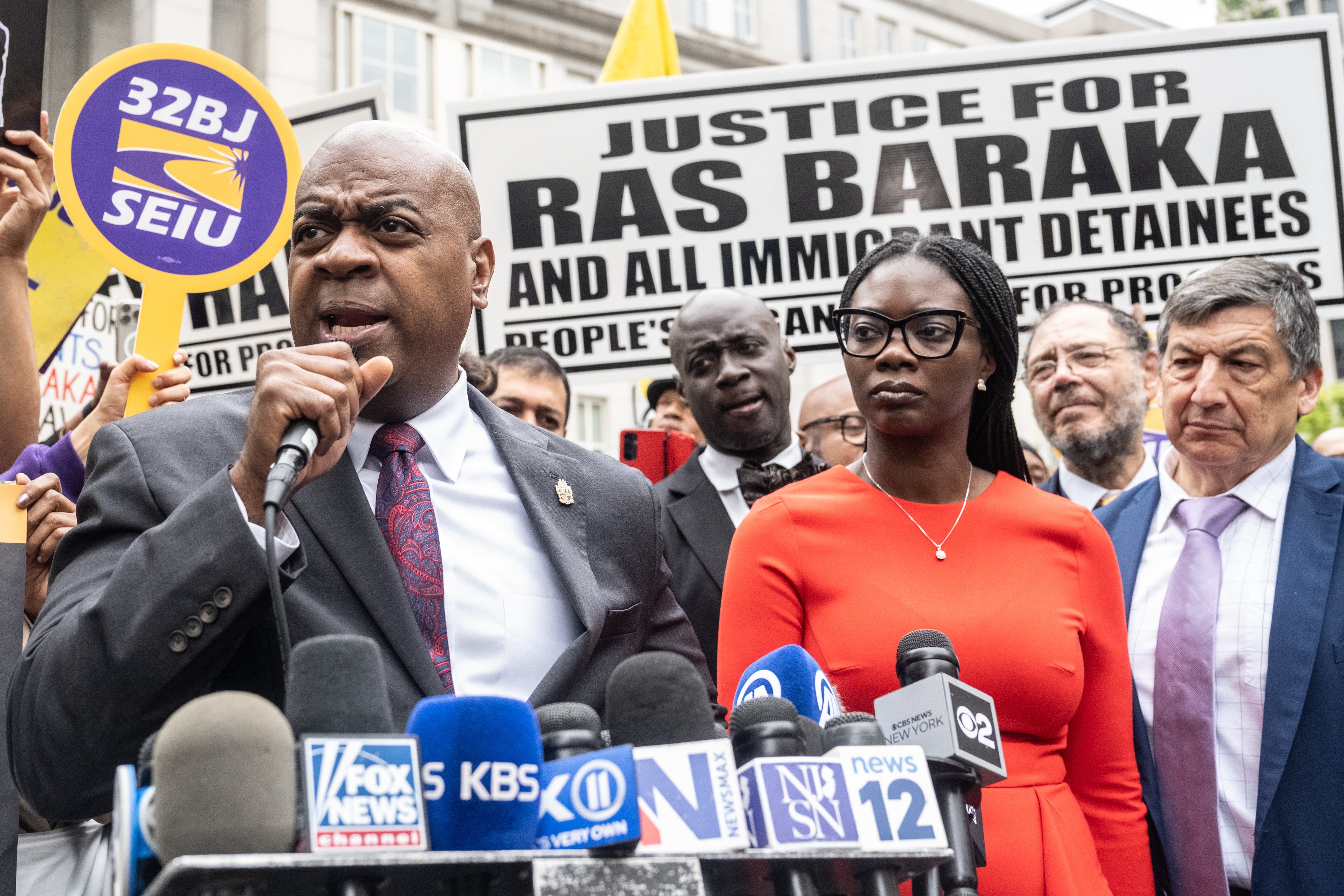 Family of Haitian asylum-seeker who died in ICE custody demand answers