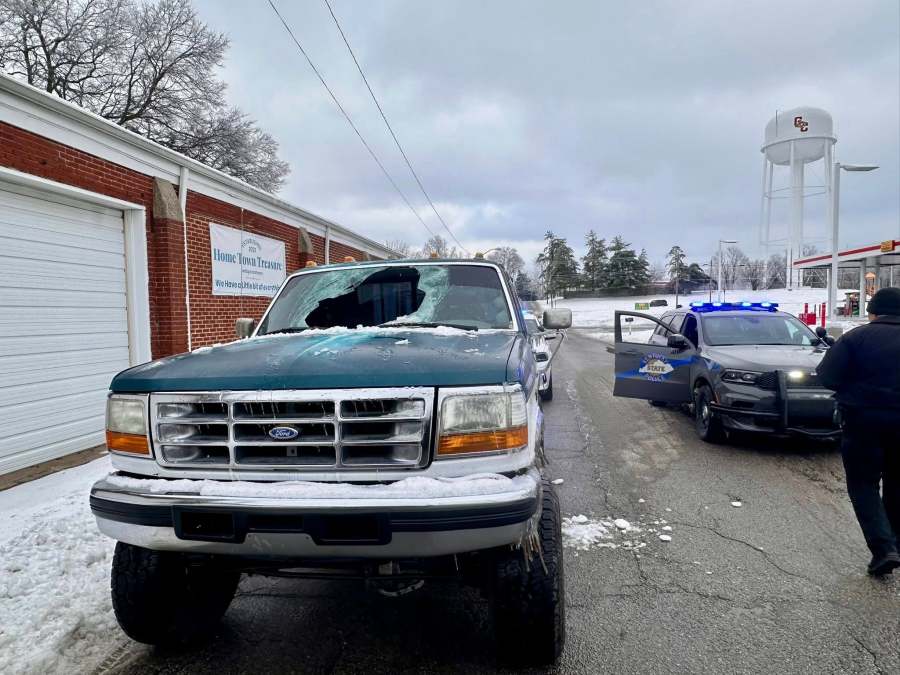 Kentucky State Police reminds drivers to clear vehicles after ice ...