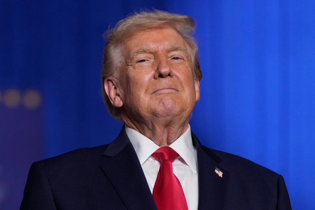 Minnesota ICE live: Trump brushes over Alex Pretti killing in Iowa