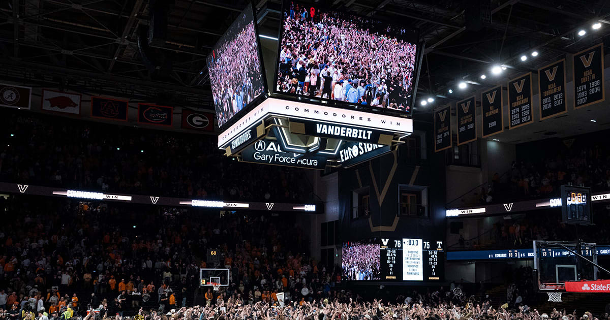 Vanderbilt issues travel warning to fans for Kentucky game amid ...