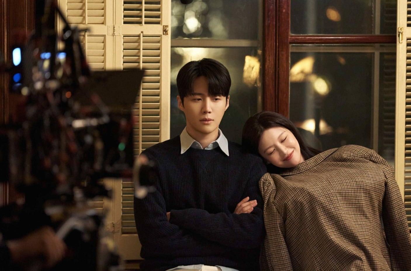 Kim Seon-ho, Go Youn-jung's 'Isa Tong' tops Netflix global non-English