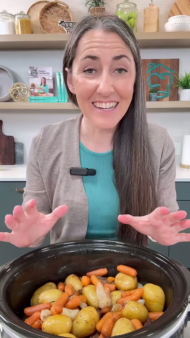 Slow cooker beef short ribs #dinner #slowcookerrecipes #cooking