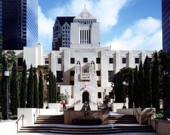 From 750 books to Art Deco grandeur: How LA’s 100-year-old Central ...
