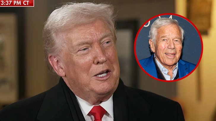 Donald Trump raves about Robert Kraft after apparent falling out