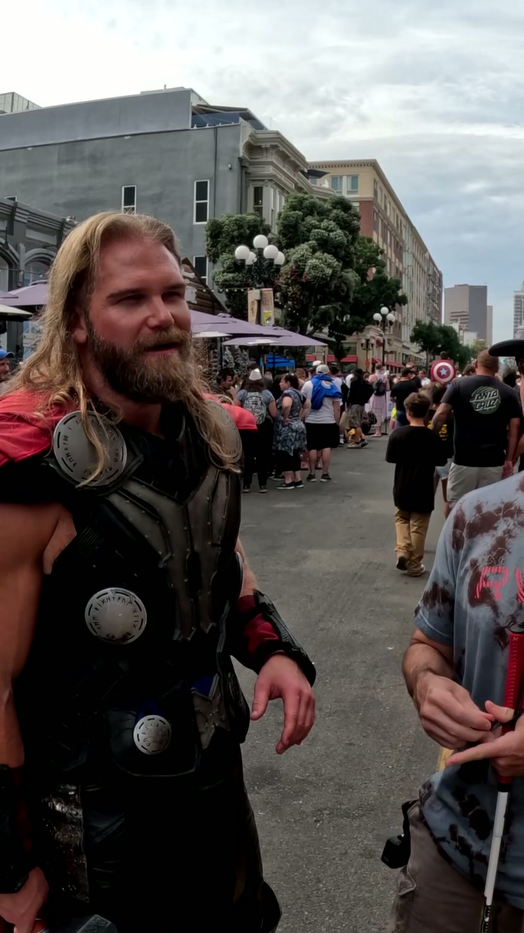 Beating off Thor's fans at Comic-Con #shorts