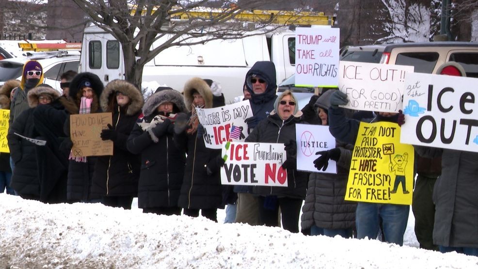 'Not another dollar for ICE': Protesters rally against potential Senate ...