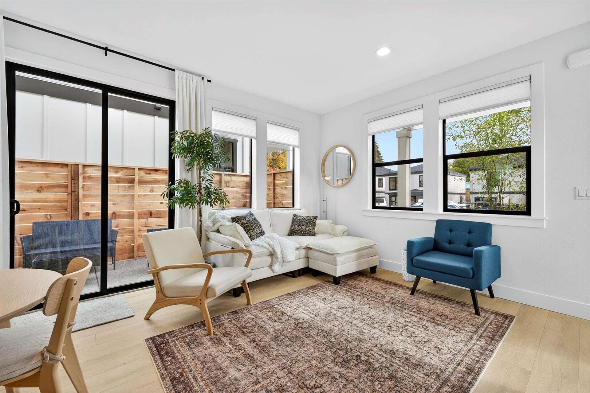 Why these new cozy cottages are causing a stir in Lake Oswego’s real ...