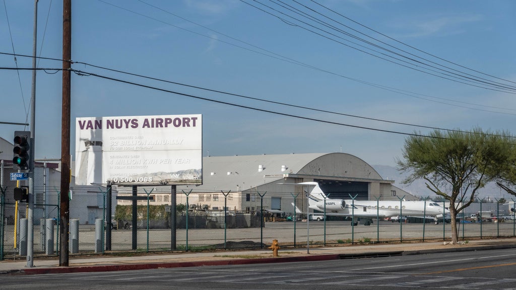 FAA implements changes to LA-area airport to lower risk of midair ...