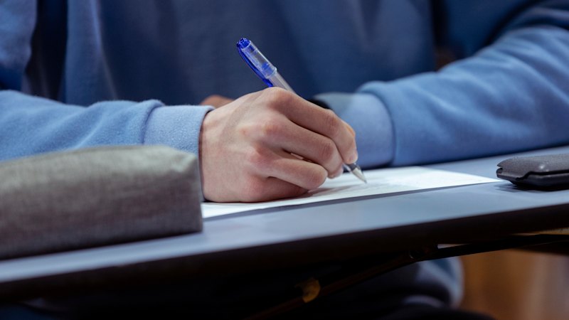 A Facebook comment caused a student to fail her subject. Now she’s in ...