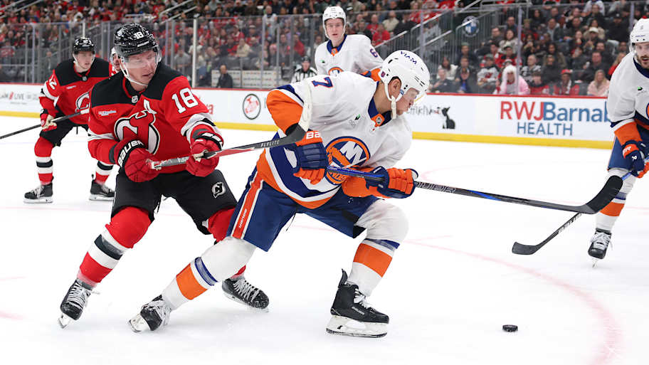 New Jersey Devils trade Ondrej Palat to division rival for former KHL ...