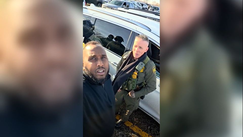 New video on CNN: Moment border agents confront, question Somali ...