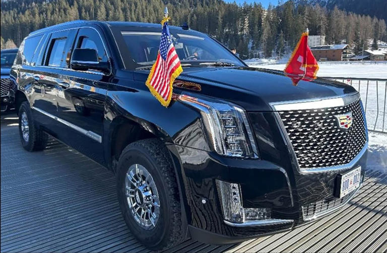 Donald Trump estreia novo SUV superblindado do presidente dos EUA