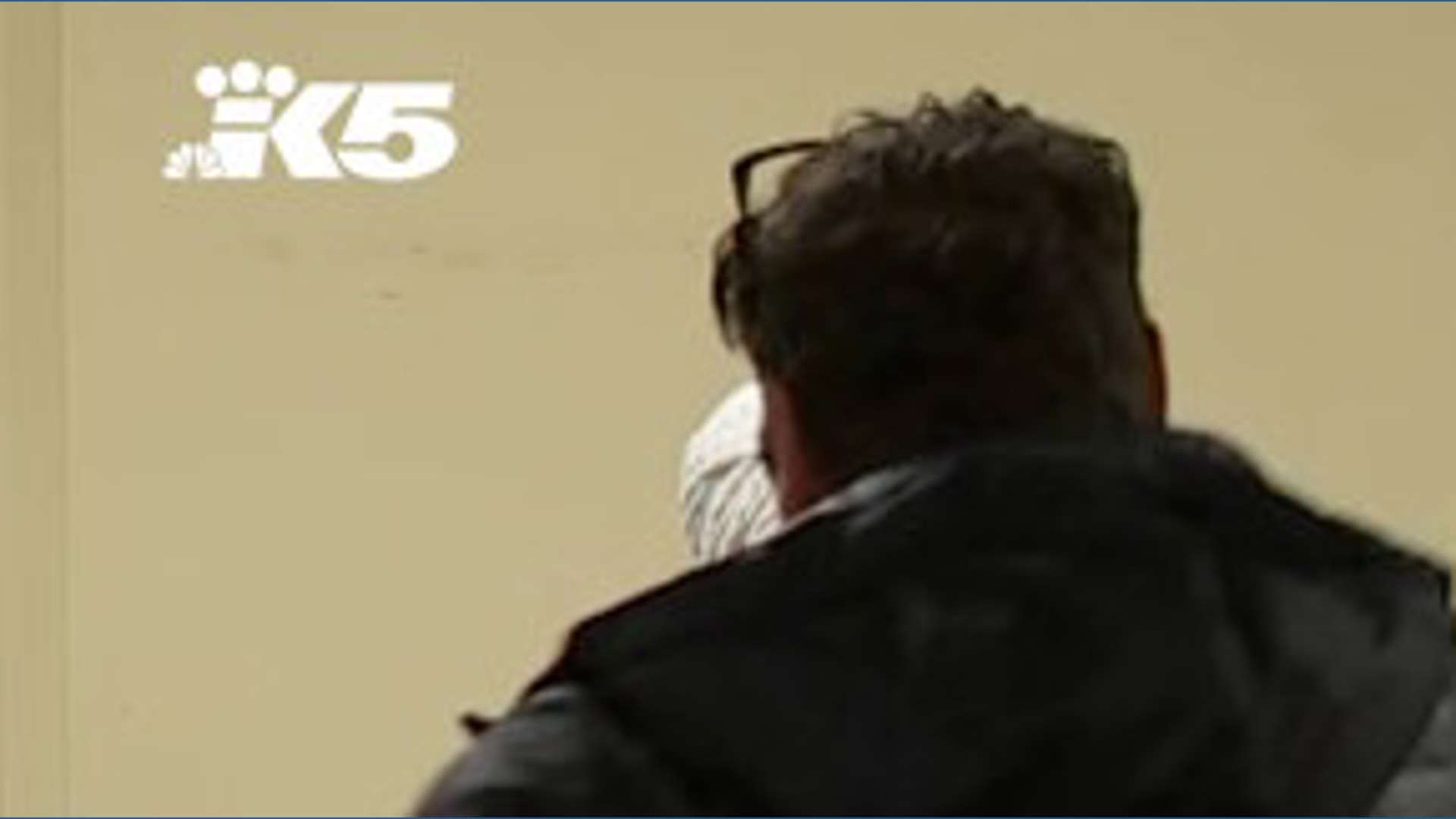 Man detained after lunging at MN Rep. Ilhan Omar at town hall in ...